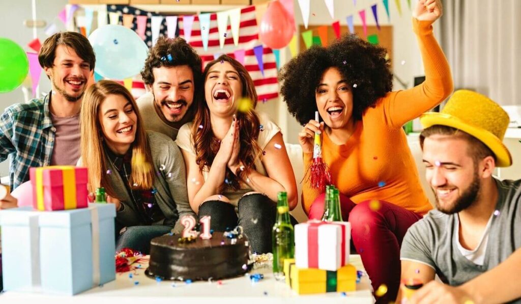 Tips For Organizing A Birthday Party At Home - Turf Event - Play Music ...